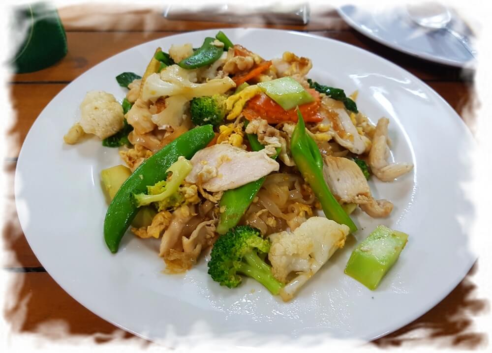 Pad Thai in Thailand - Types, Prices, Simple Recipe!